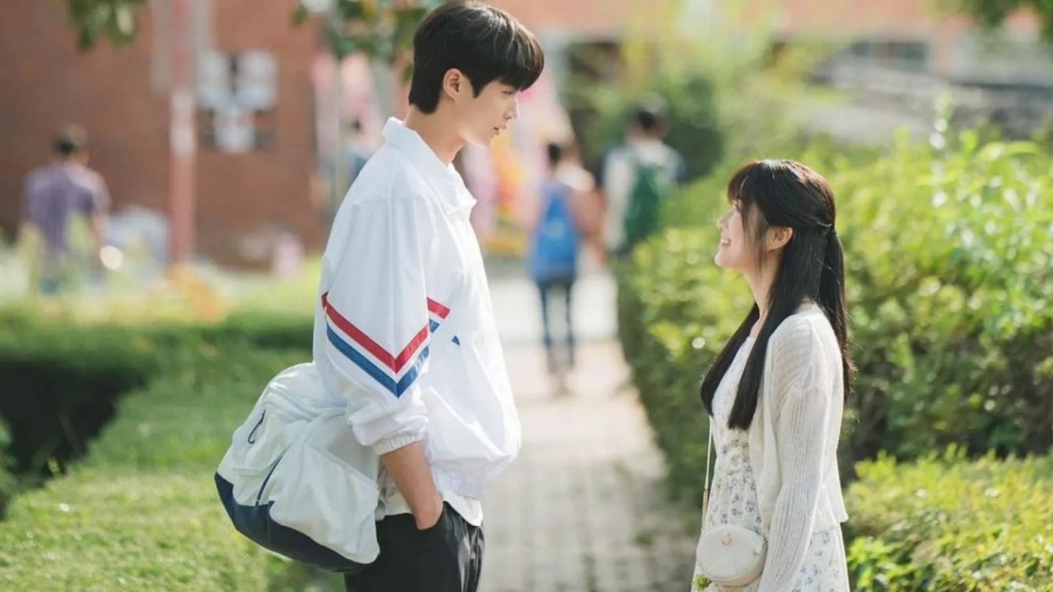Top 10 Visual Couples in K-Dramas: Stunning Chemistry and Looks
