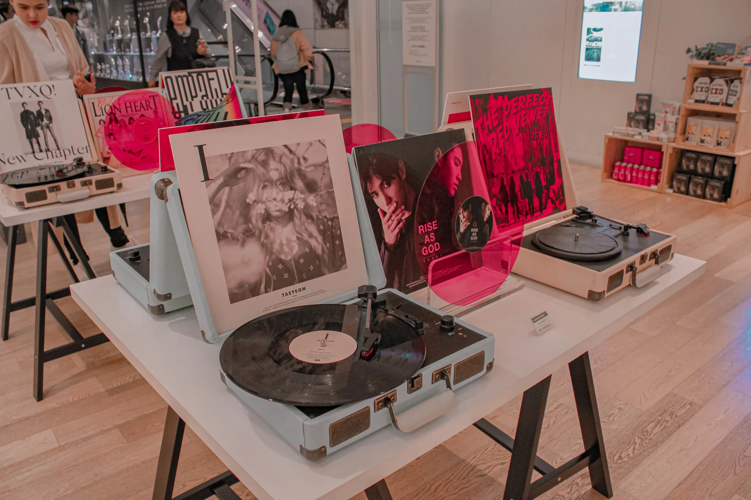 Where to Score the Best K-Pop Vinyl: Guide to Must-Have LPs