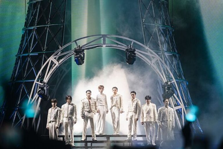 Top 10 K-Pop Groups With the Most Dedicated Fanbases in 2026 | DK Blog