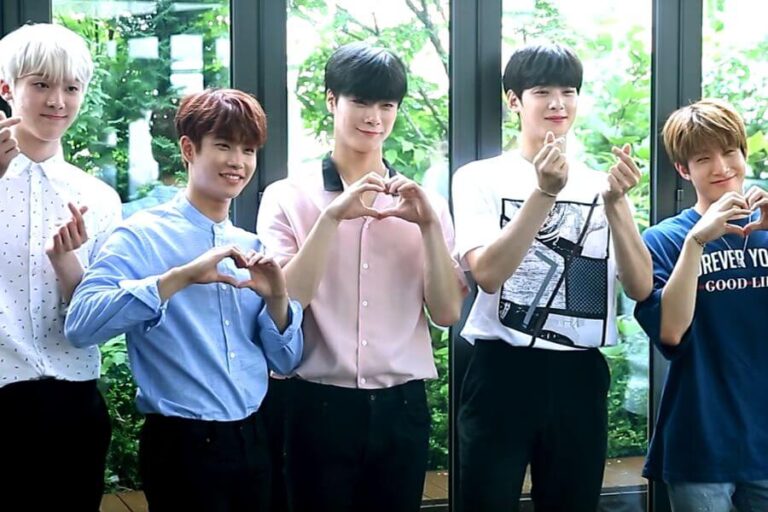 Top 30 Most Popular Kpop Groups | DK Blog