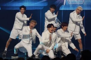 20 Grup Kpop Pria Terpopuler | DK Blog