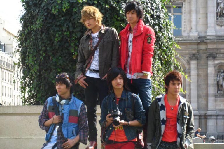 Top 20 Most Popular Kpop Male Groups | DK Blog